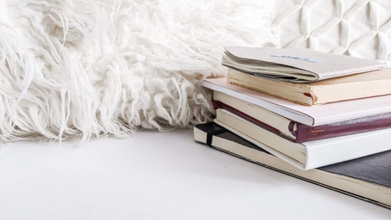 How To Create A Book Journal – The 52 Book Club